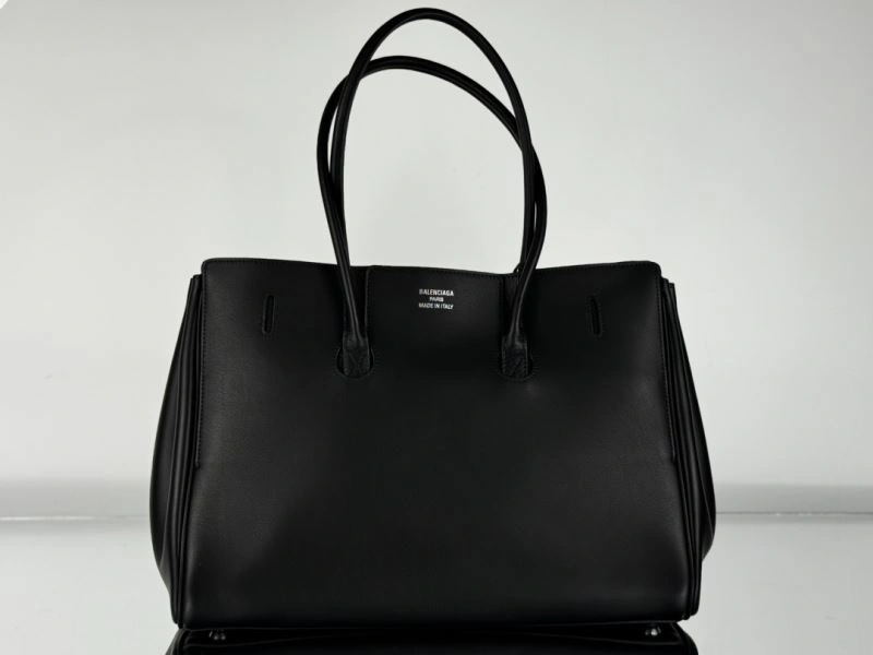 OEM Balenciaga Minimalist Black Silver Bel-Air Calfskin Shoulder Bag