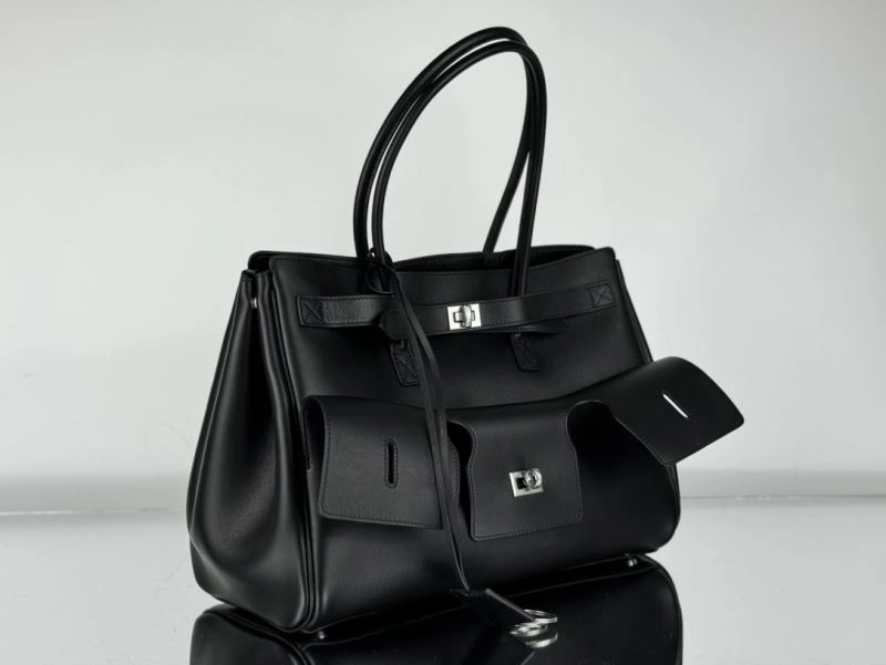 OEM Balenciaga Minimalist Black Silver Bel-Air Calfskin Shoulder Bag
