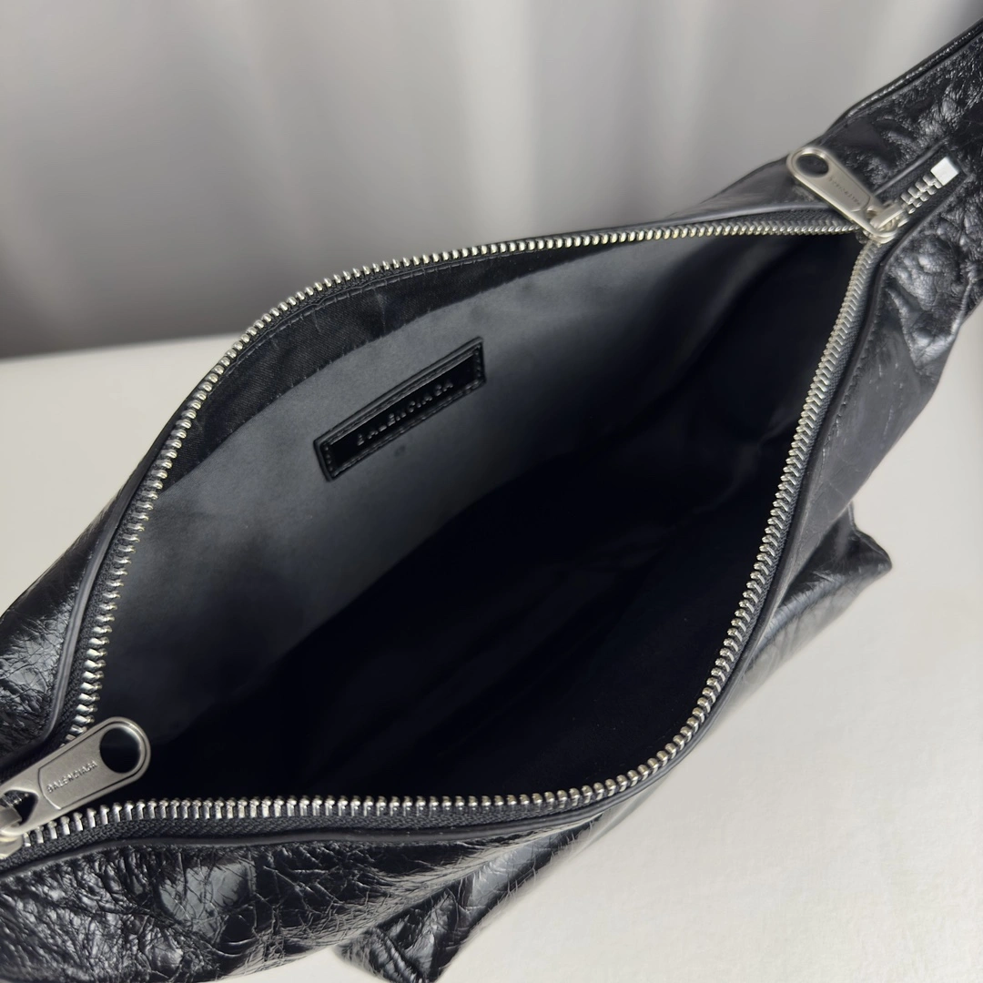 Perfect replica Balenciaga Minimalist Cowhide Underarm Bag - Runway Edition