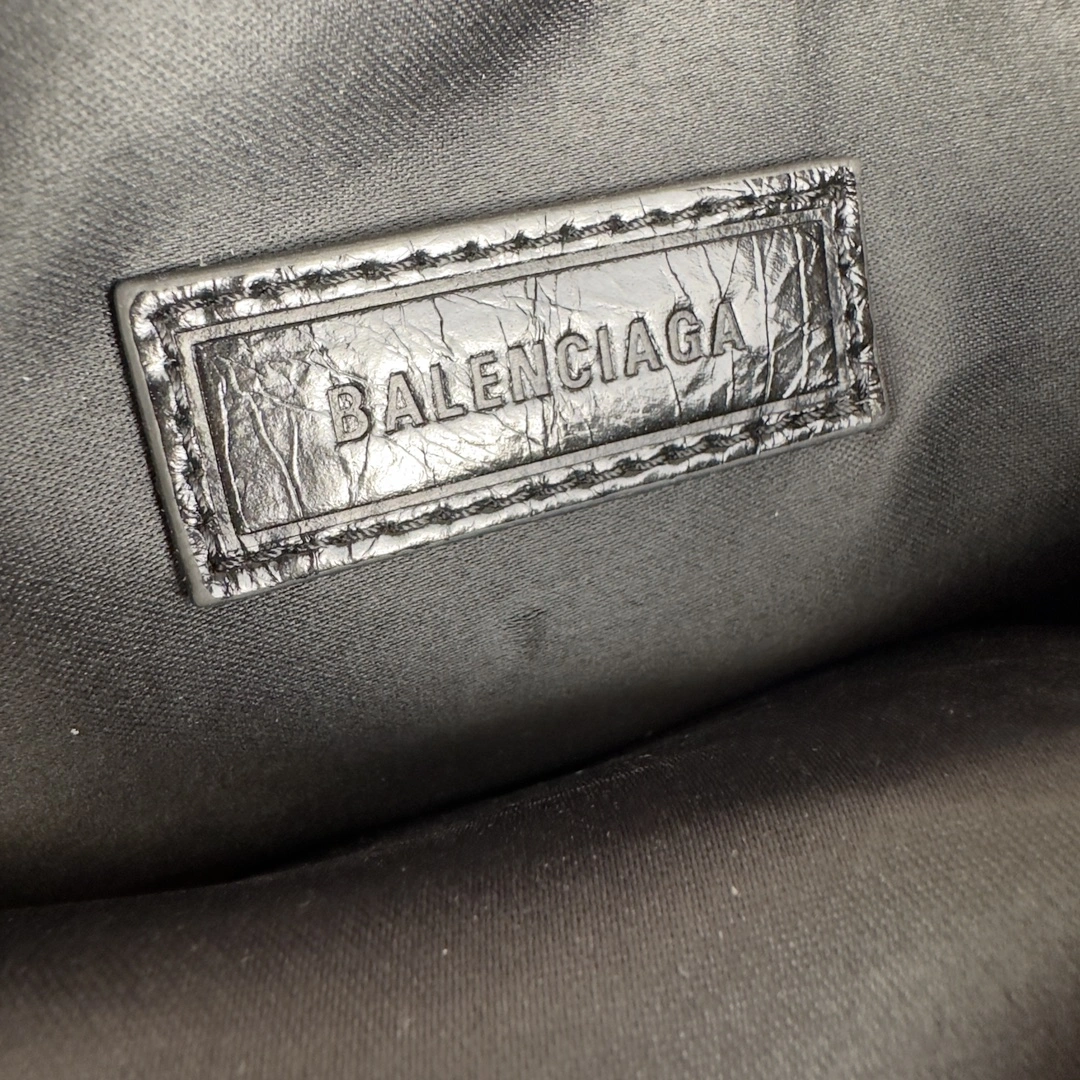 Perfect replica Balenciaga Minimalist Cowhide Underarm Bag - Runway Edition