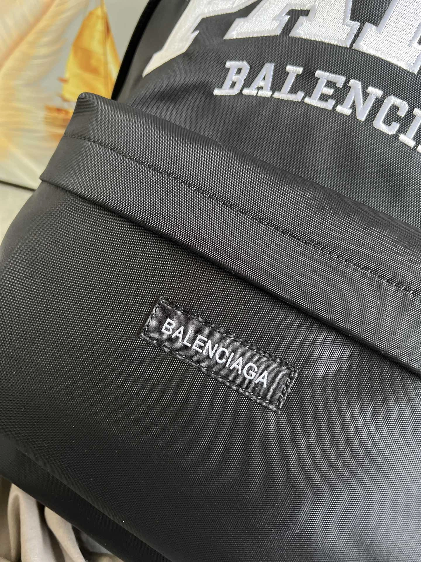 Affordable Balenciaga Minimalist High-End Unisex Shoulder Backpack