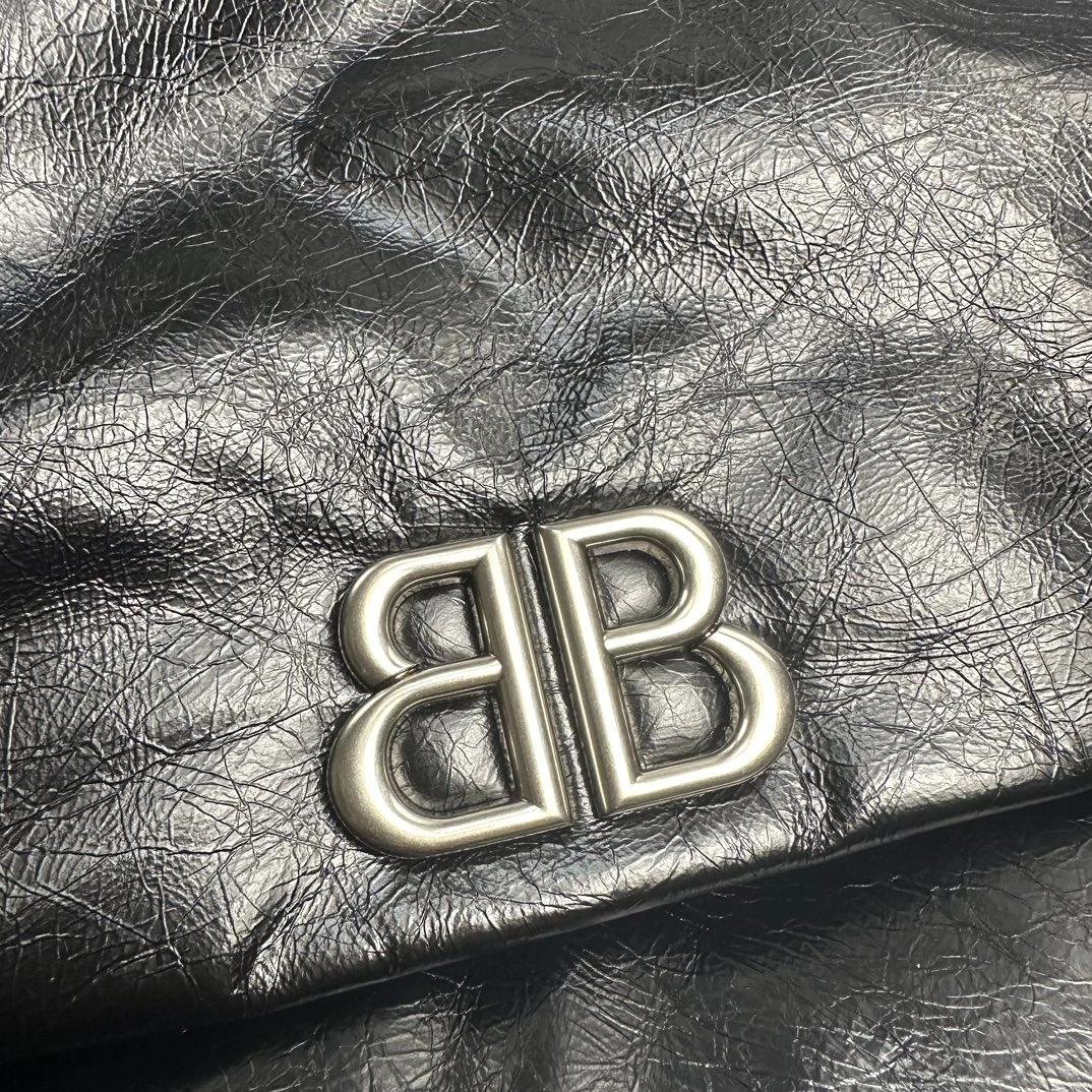 Accurate model Balenciaga Monaco Luxe Calfskin Chain Bag - Elegant Autumn Essential