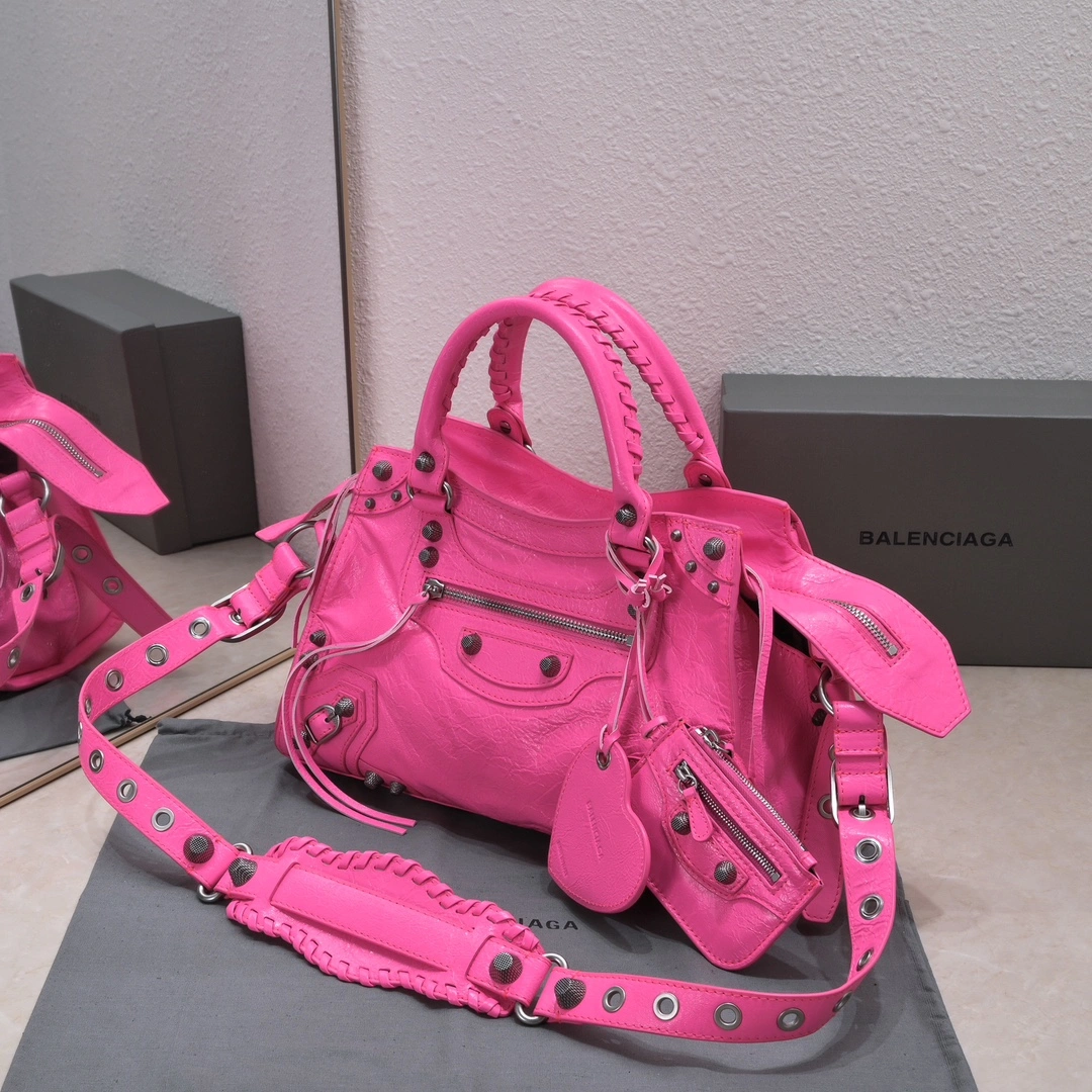 Brand-authenticated Balenciaga NEO CAGOLE Distressed Lambskin Trapezoid Bag