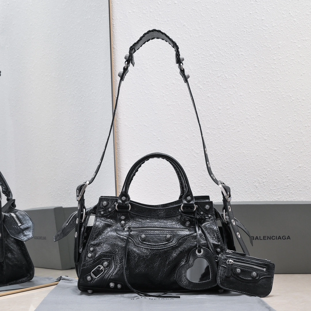Balenciaga NEO CAGOLE Vintage Cracked Leather Shoulder Bag