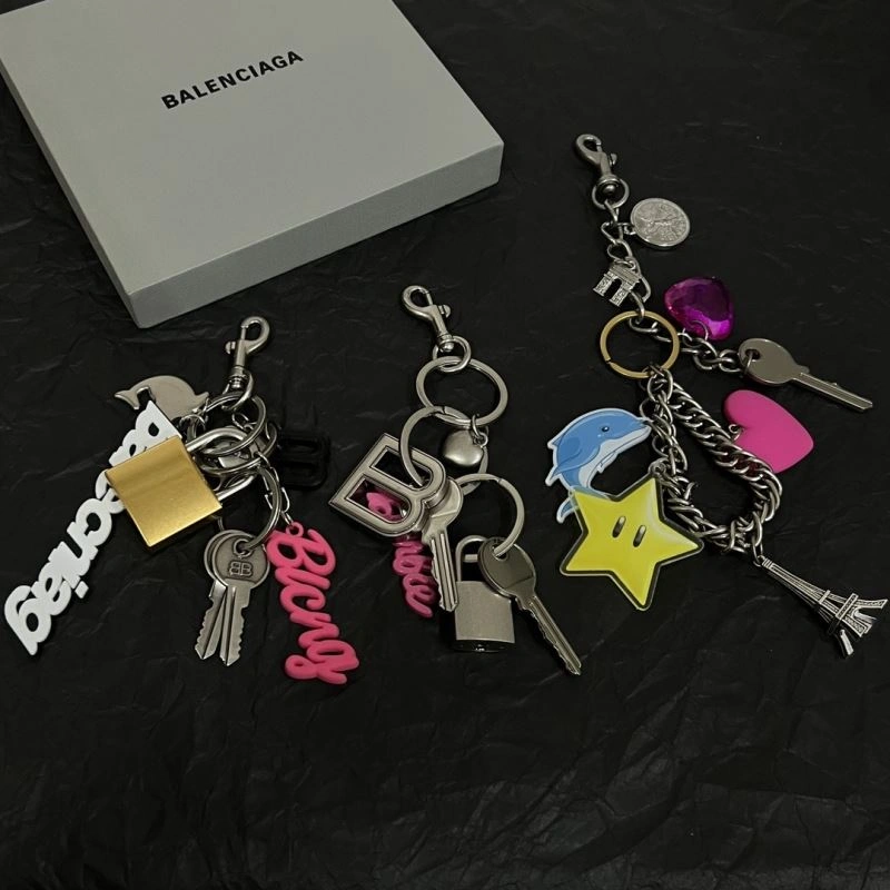 Bargain Balenciaga Necklaces