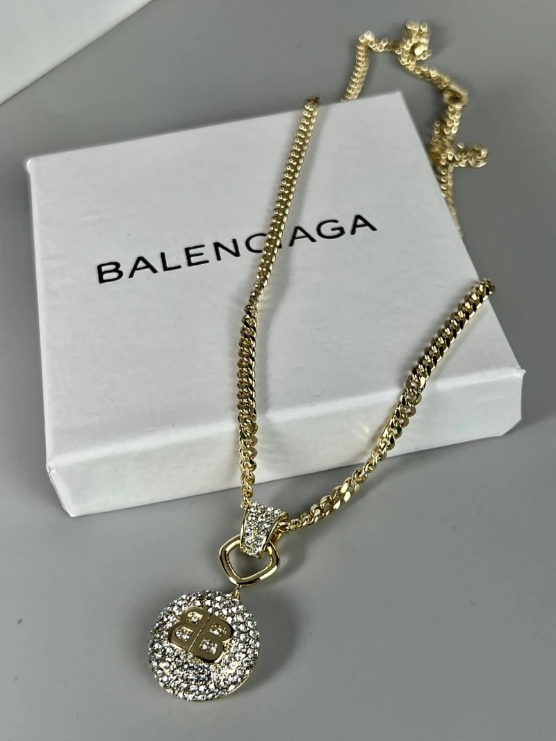 Precise copy Balenciaga Necklaces