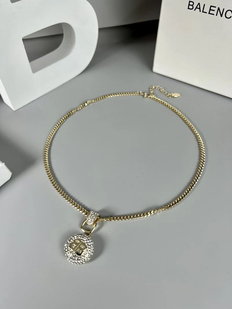 Precise copy Balenciaga Necklaces
