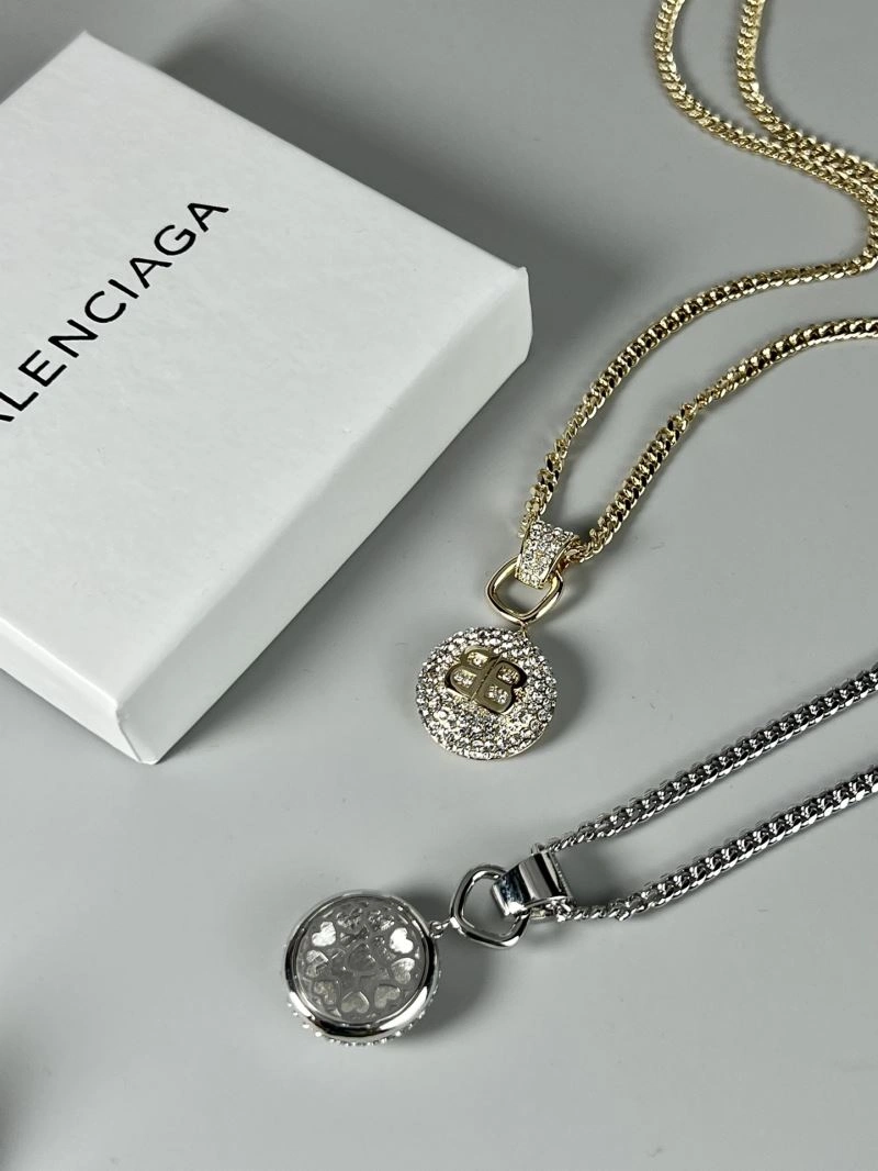Precise copy Balenciaga Necklaces