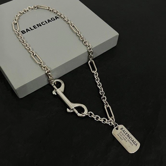 Mirror quality Balenciaga Necklaces