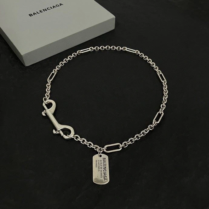 Mirror quality Balenciaga Necklaces