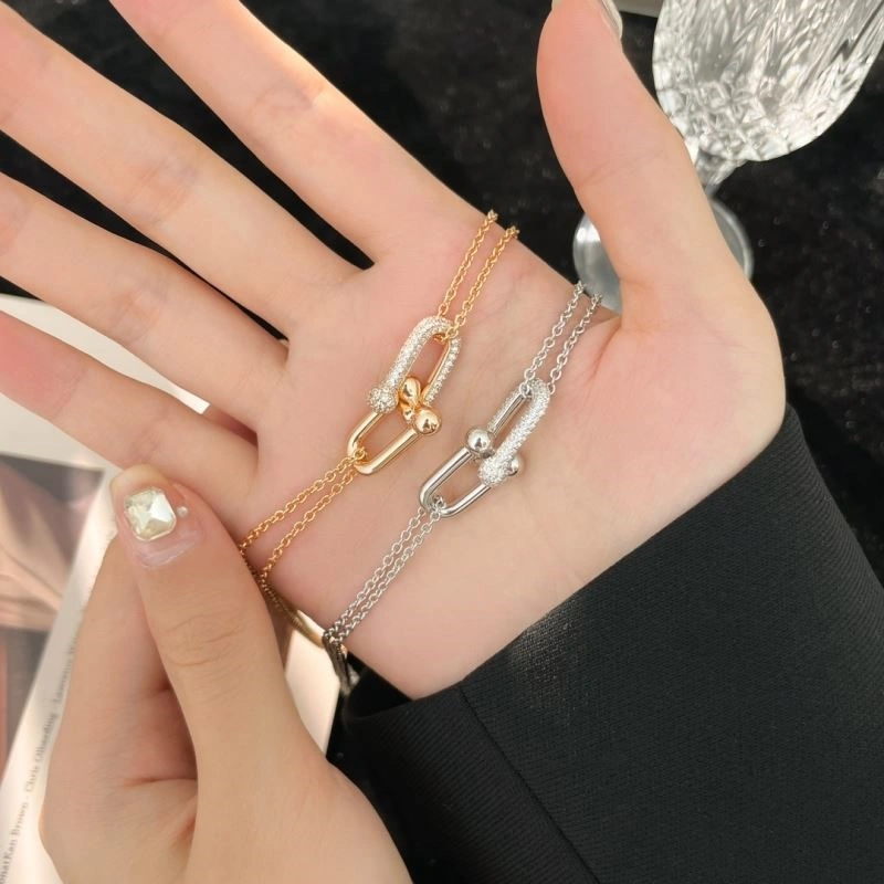 Top mirror Balenciaga Necklaces