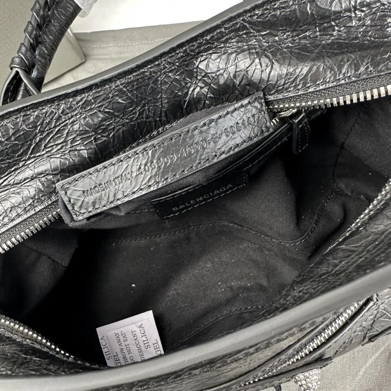 Brand-authenticated Balenciaga Neo Cagole Heart Mirror Motorcycle Bag in Black Crackle