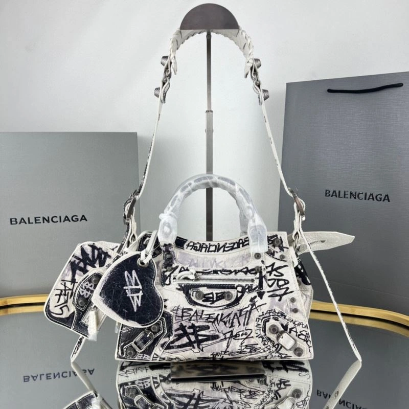 Balenciaga Neo Cagole Heart Mirror Motorcycle Bag