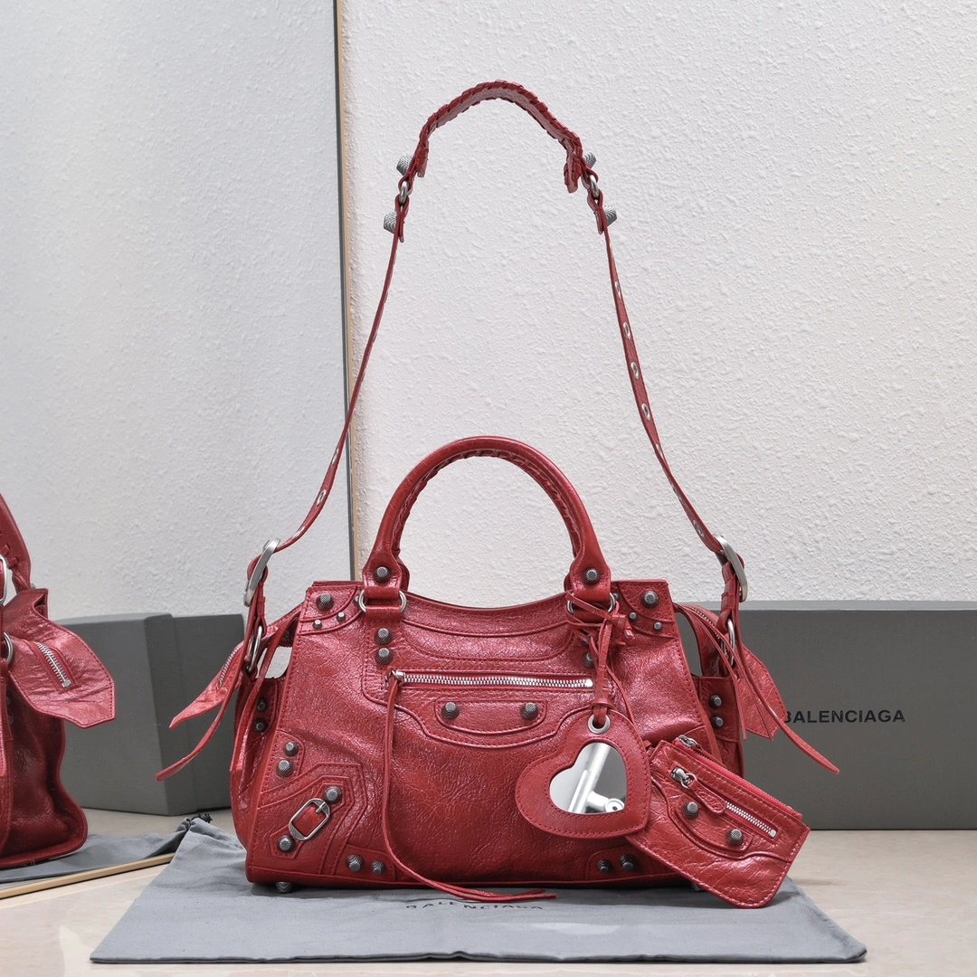 Balenciaga Neo Cagole Vintage Lambskin Trapezoid Bag