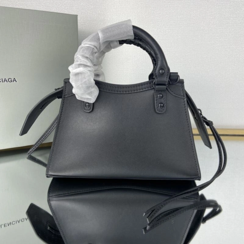 Top match Balenciaga Neo Classic Studded Motorcycle Handbag - Black
