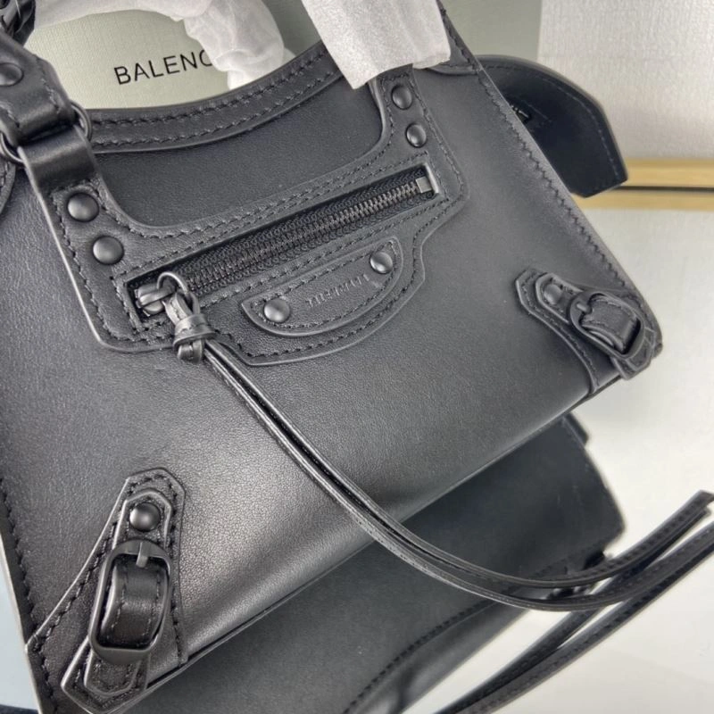 Top match Balenciaga Neo Classic Studded Motorcycle Handbag - Black