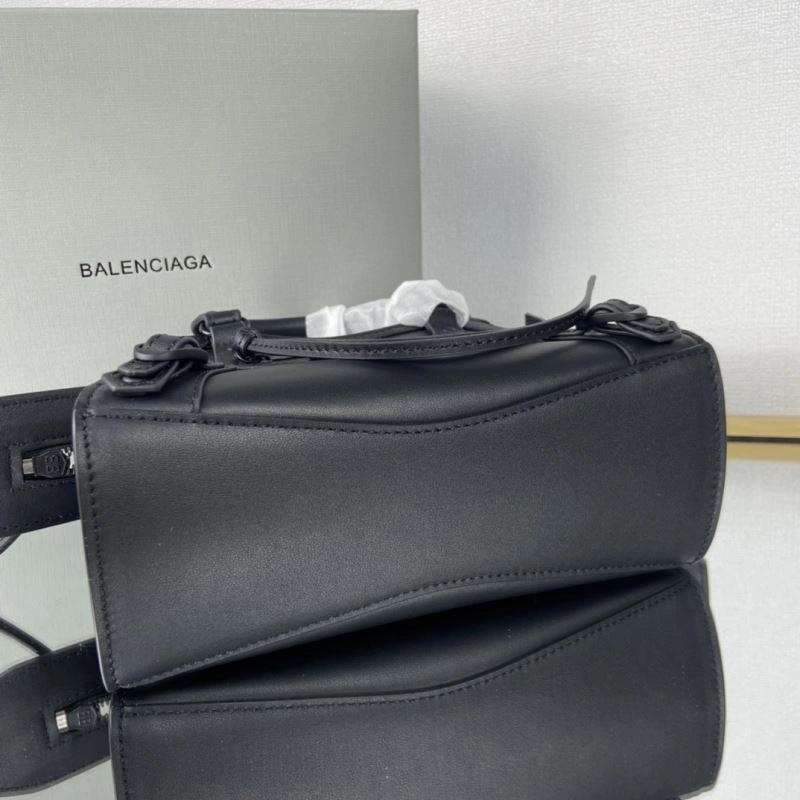 Top match Balenciaga Neo Classic Studded Motorcycle Handbag - Black