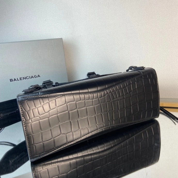 Reasonably priced Balenciaga Neo Classic Trapezoidal Motorcycle Bag