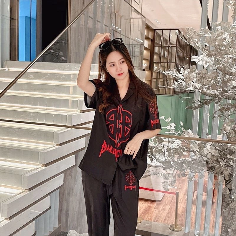 Accurate model Balenciaga Nightwear
