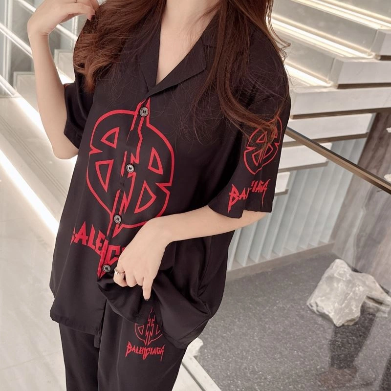 Accurate model Balenciaga Nightwear