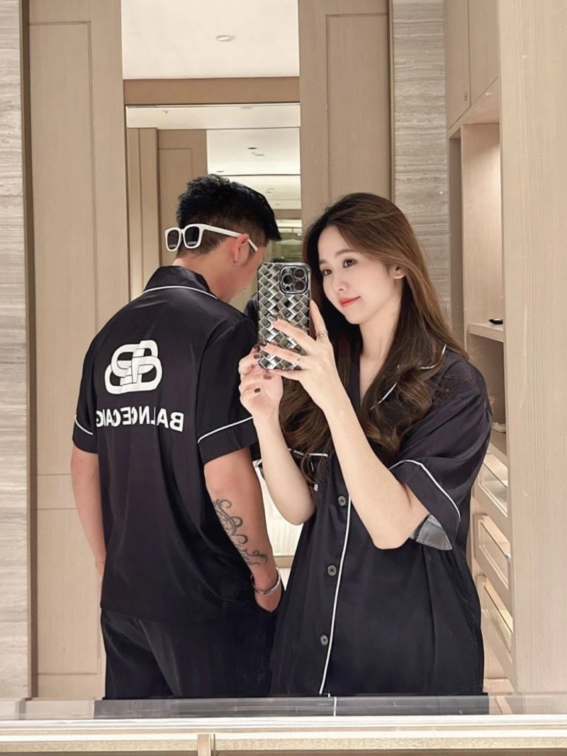 High accuracy Balenciaga Nightwear