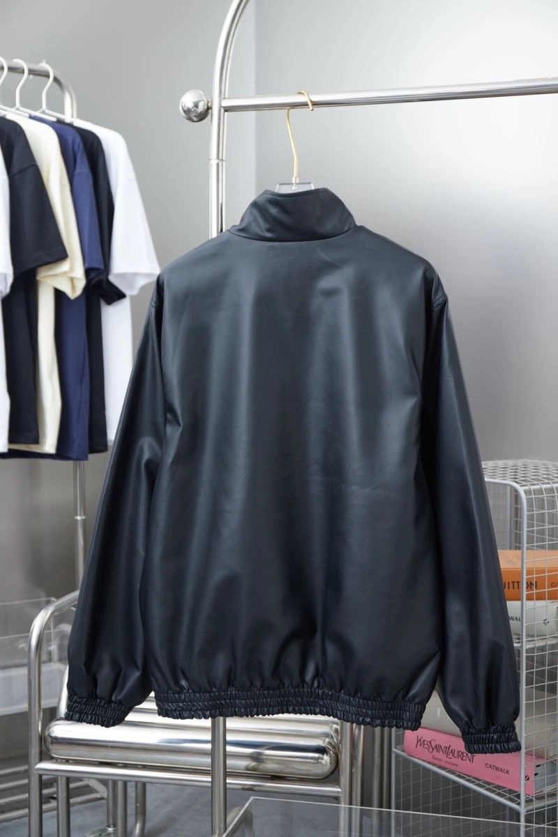 Bargain Balenciaga Outwear