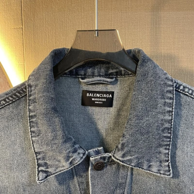 Bargain Balenciaga Outwear