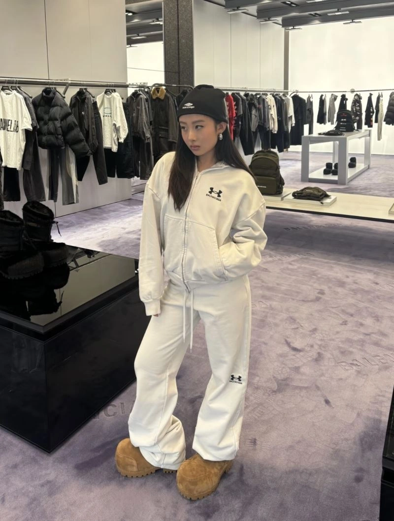 Economical Balenciaga Outwear