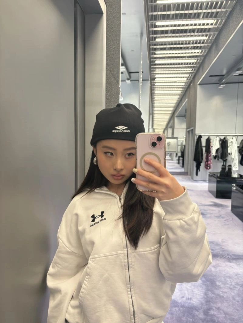 Economical Balenciaga Outwear