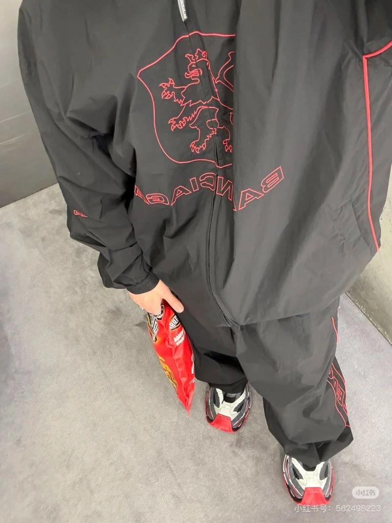 Low-cost Balenciaga Outwear