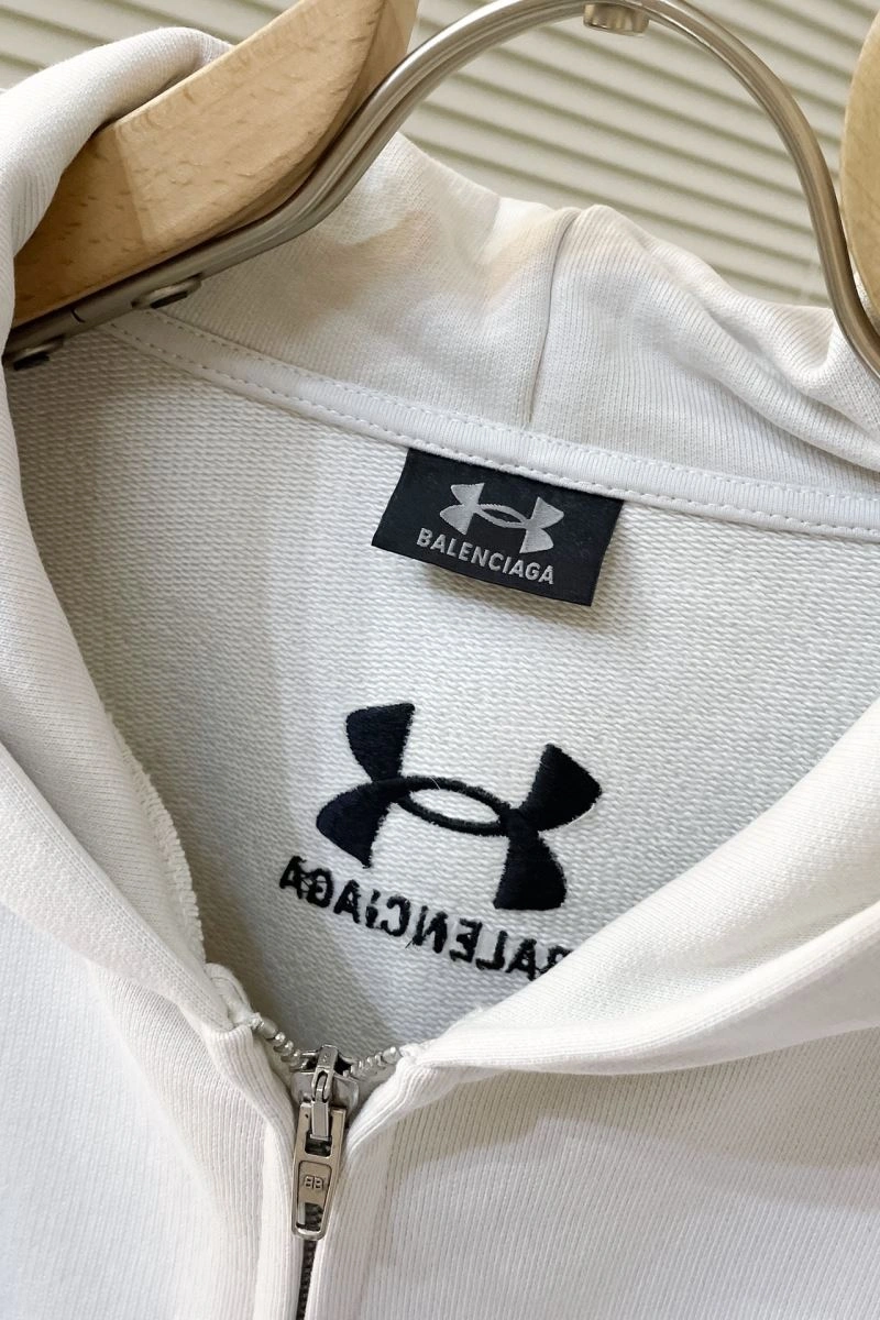 Top match Balenciaga Outwear