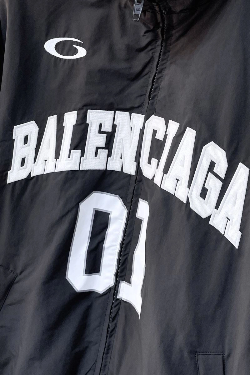 Top match Balenciaga Outwear