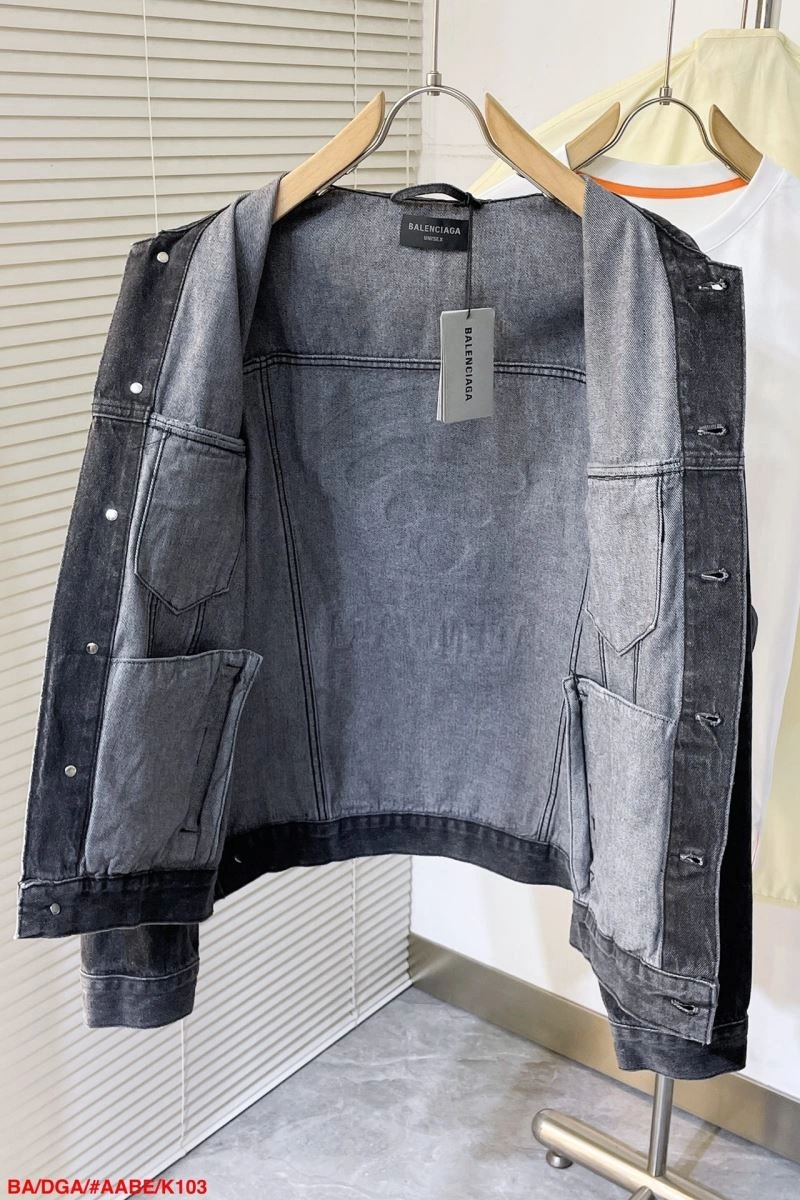 Accurate model Balenciaga Outwear