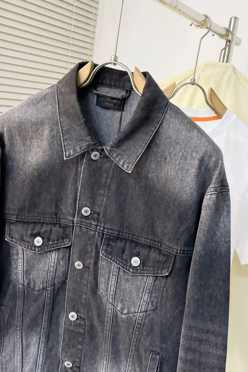 Accurate model Balenciaga Outwear