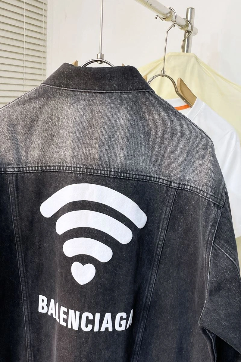Accurate model Balenciaga Outwear