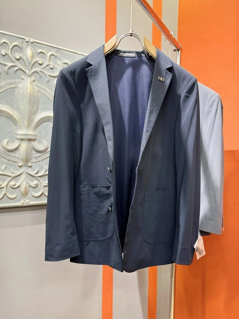 Low-cost Balenciaga Outwear