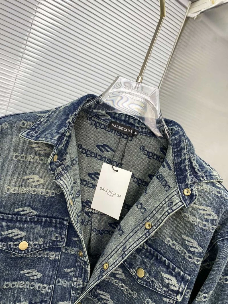 Brand-authenticated Balenciaga Outwear
