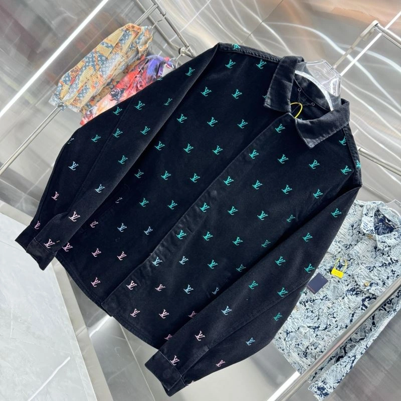 Discounted Balenciaga Outwear
