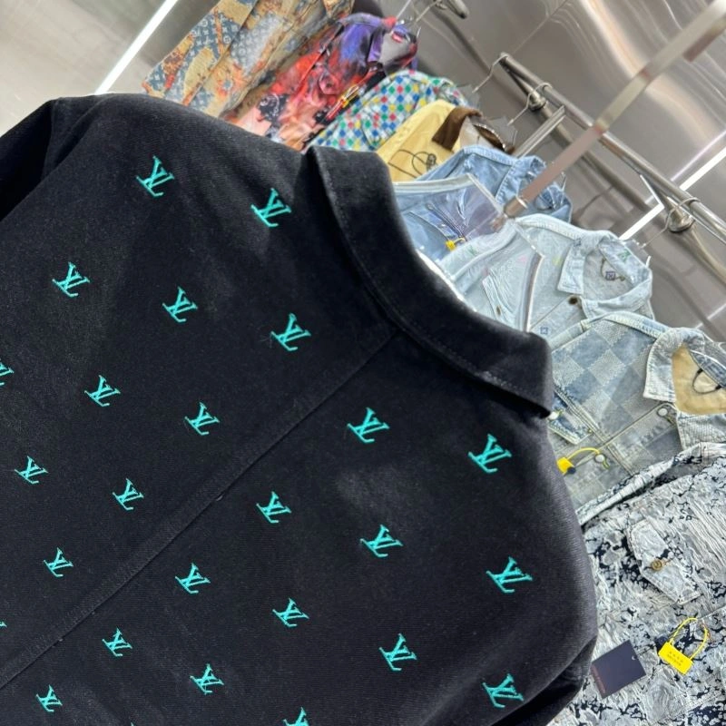Discounted Balenciaga Outwear