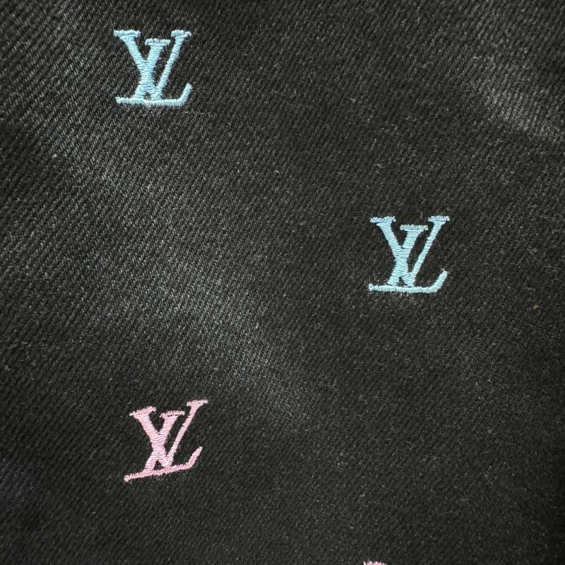 Discounted Balenciaga Outwear