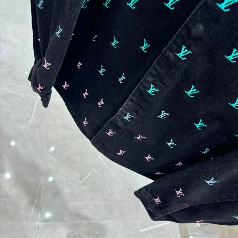 Discounted Balenciaga Outwear