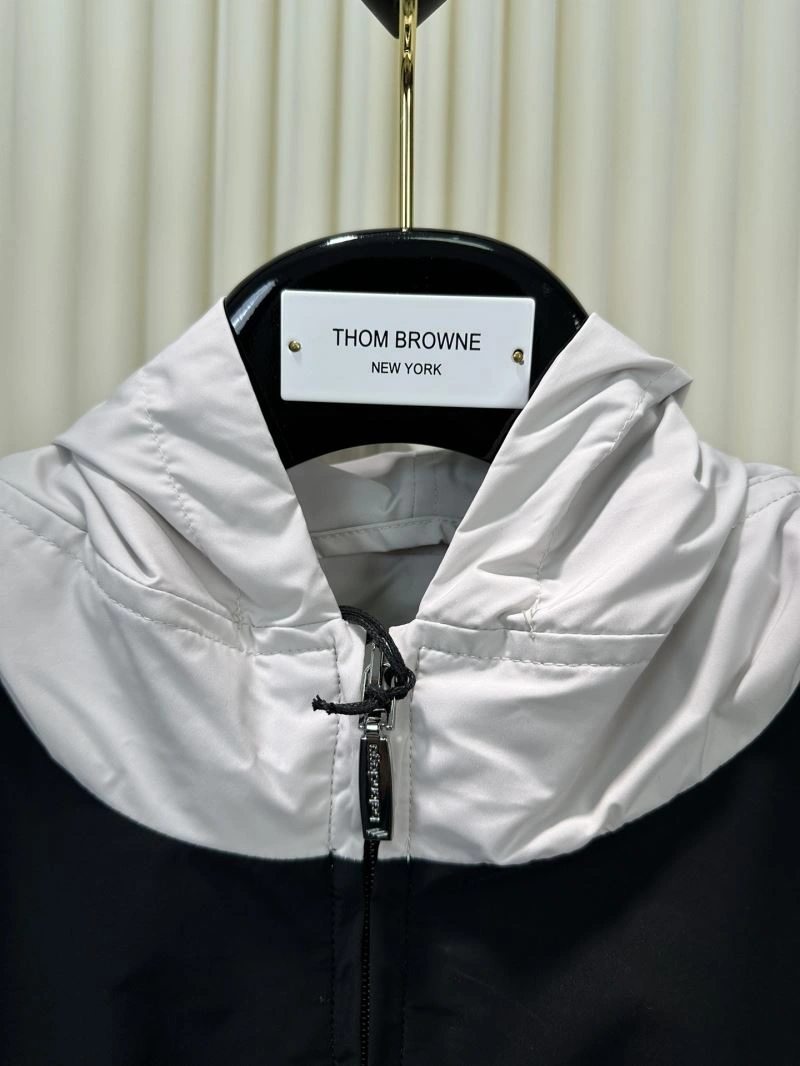 Top match Balenciaga Outwear