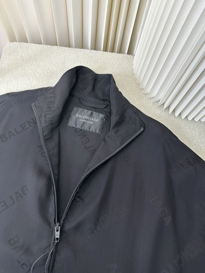 Bargain Balenciaga Outwear