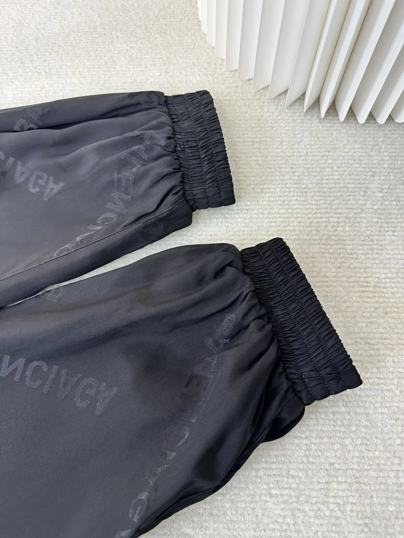 Bargain Balenciaga Outwear