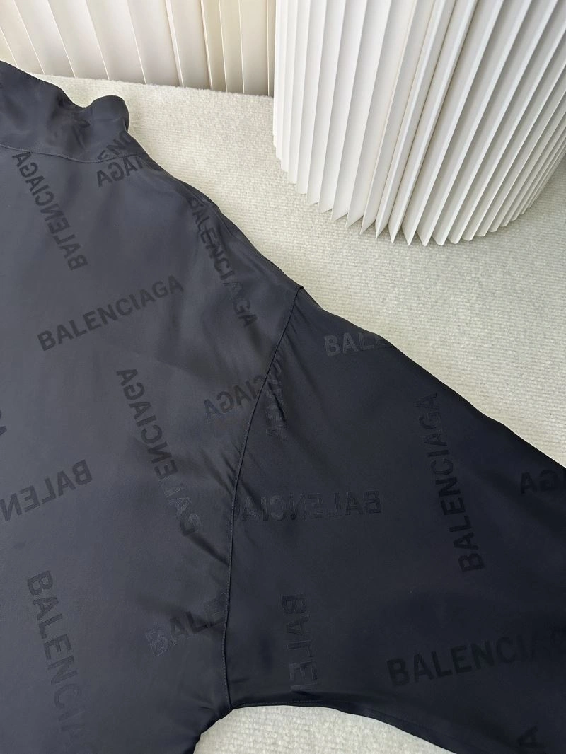 Bargain Balenciaga Outwear