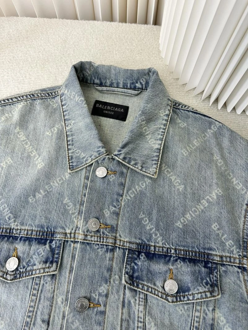 Discounted Balenciaga Outwear