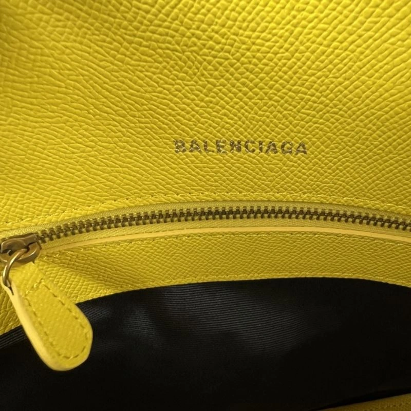 High accuracy Balenciaga Oversized Letter Shell Bag - Limited Edition S