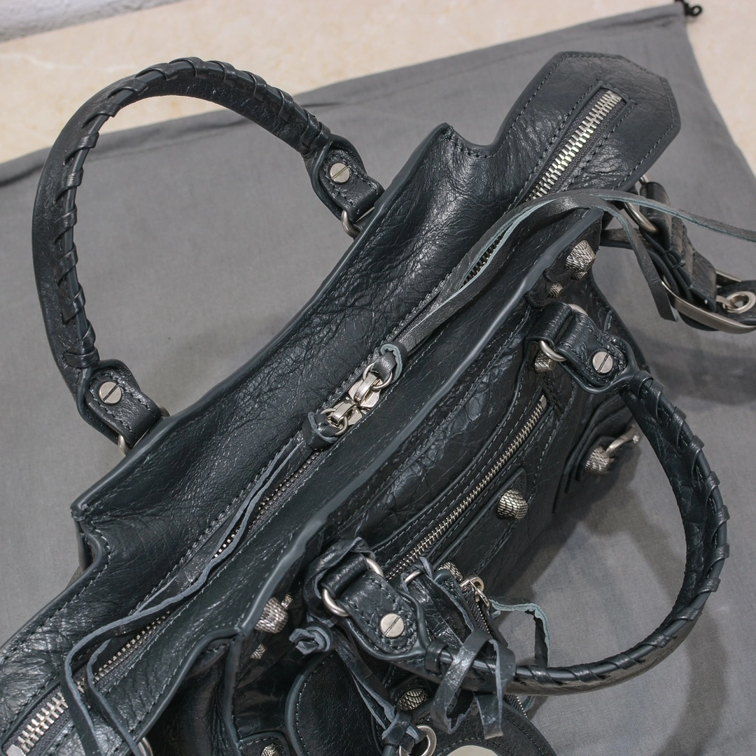 Affordable Balenciaga Paris Neo Cagole Heart Mirror Motorcycle Bag