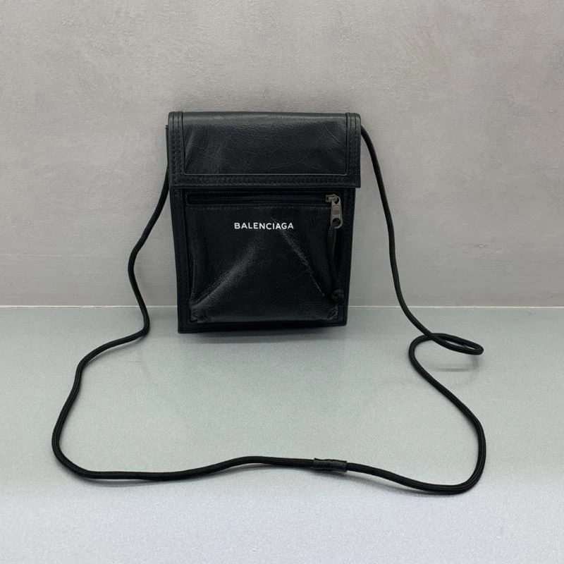 Balenciaga Paris Wrinkled Leather Mobile Phone Bag