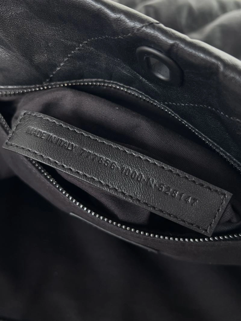Legit Balenciaga Parisian Chic All-Black Large Tote Bag for Every Occasion